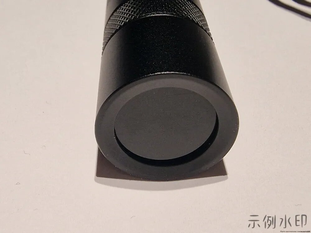 Динамофонарь Convoy S2+ черный ультрафиолетовый ручной фонарь 18650 IPX7, 3W, 1000 люмен — фото 1