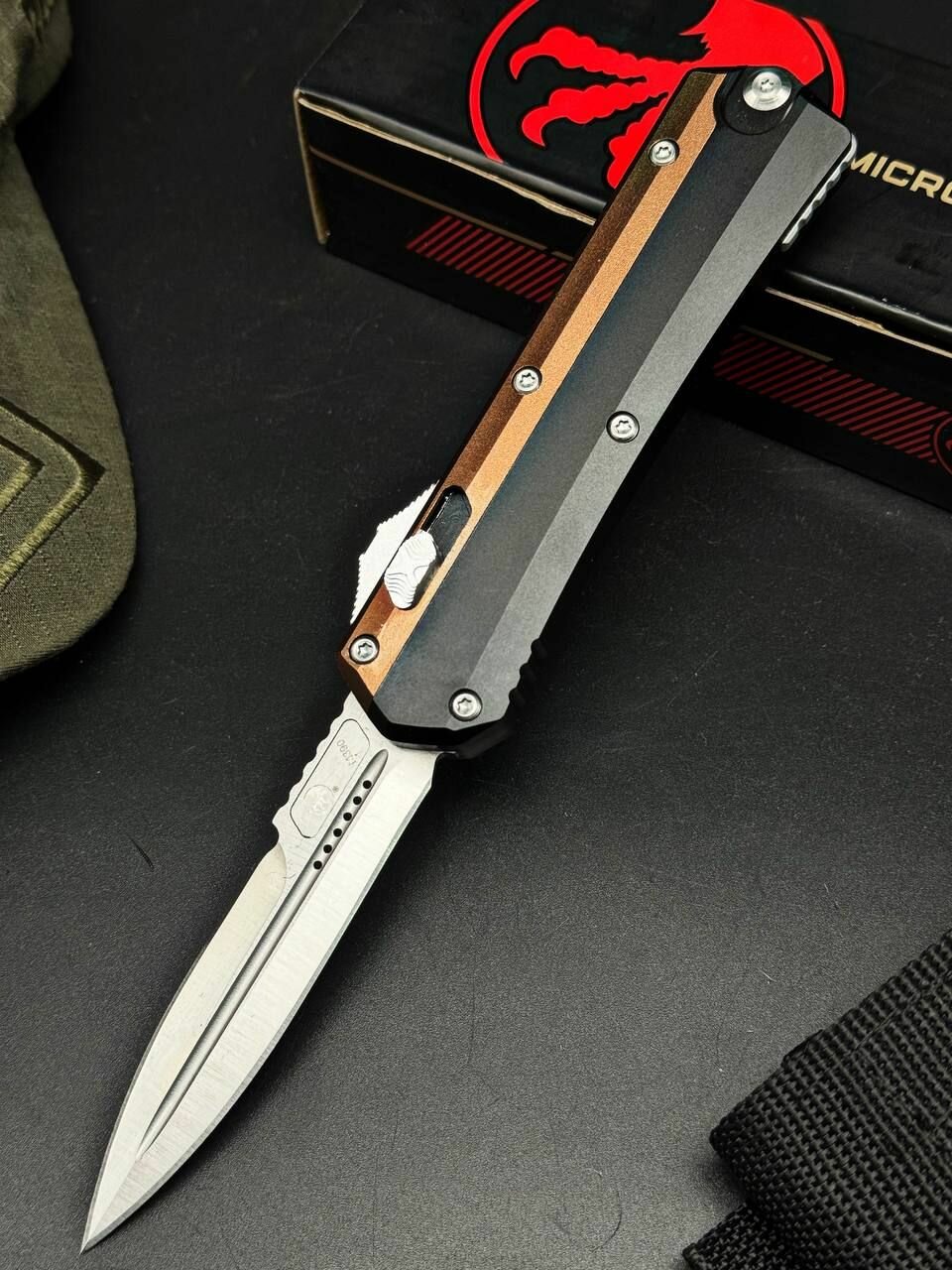 Фронтально выкидной нож автоматический (Microtech)