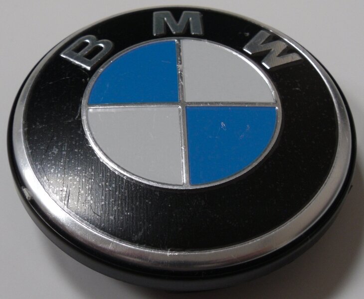 Колпачок ступицы BMW 62/56 КИК(Рапид), со стикером***************