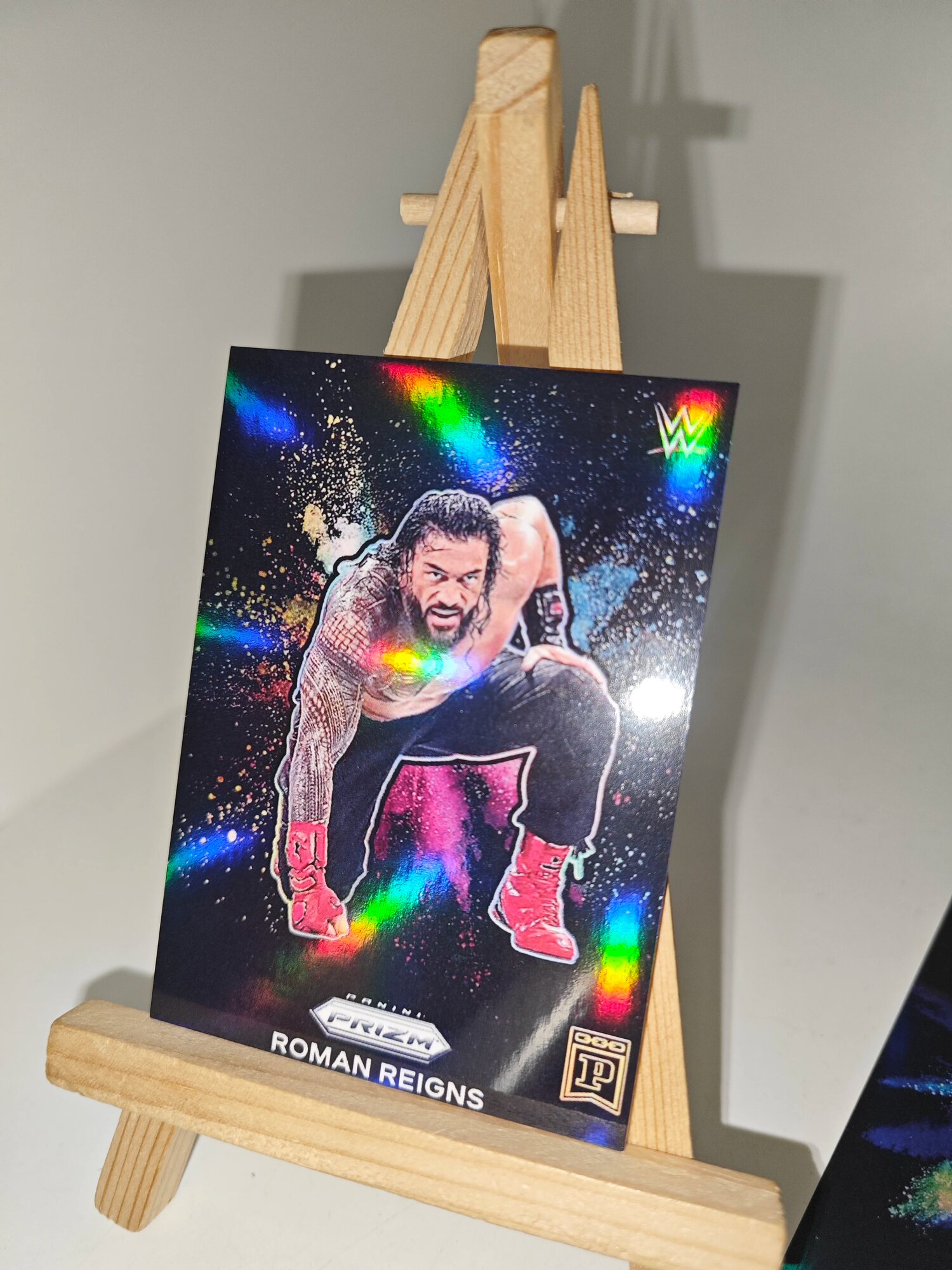 Коллекционная карта Panini WWE Roman Reigns, Цвет: 11