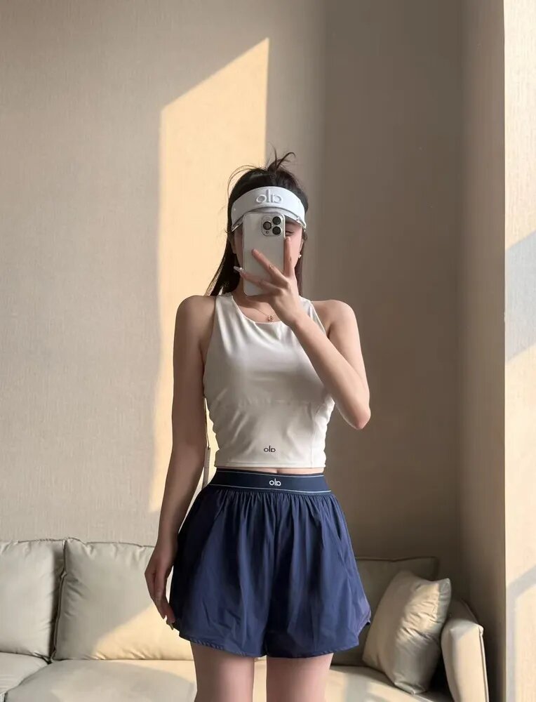 Alo Yoga Набор для йоги