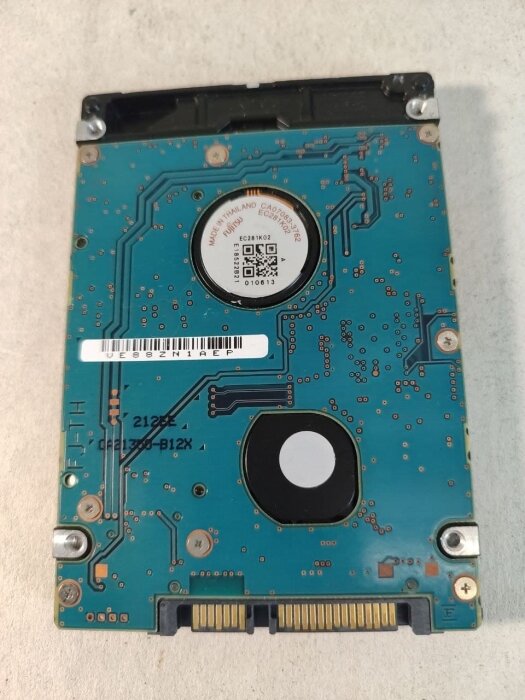 Жесткий диск 2.5" 80 Gb SATA-II 300 Fujitsu MJA2080BH 5400rpm 8Mb