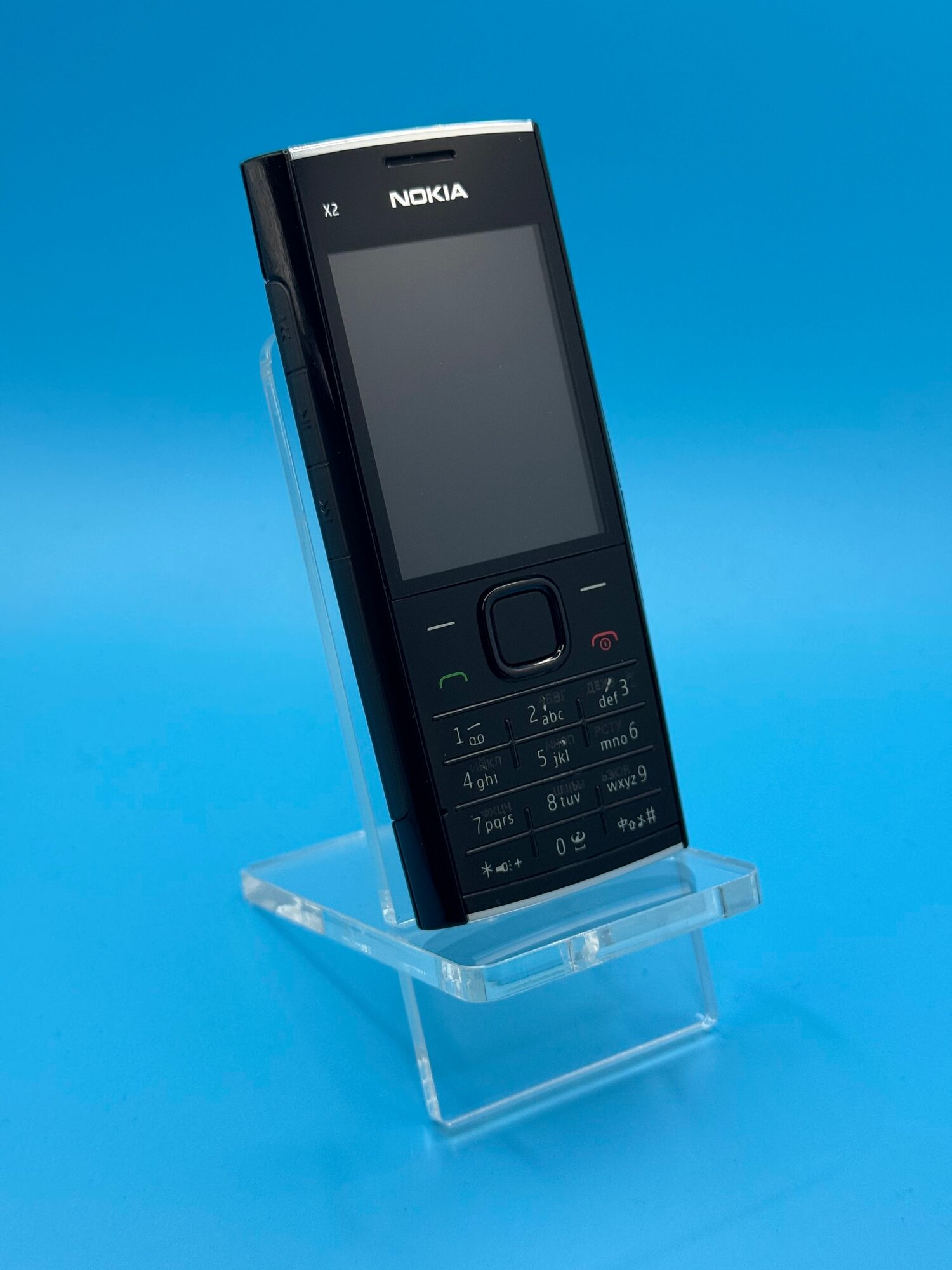 Мобильный телефон Nokia X2-00