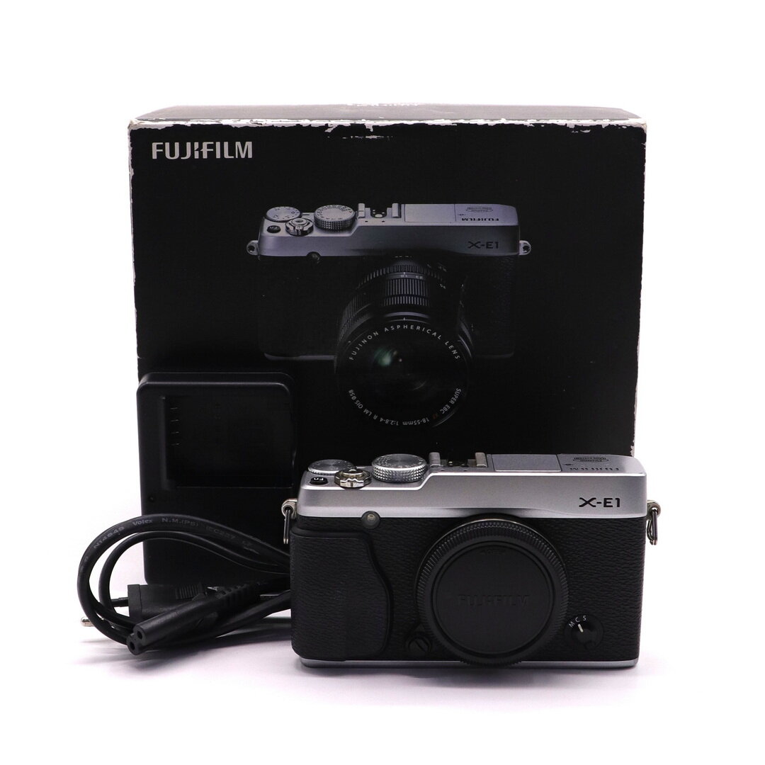 Беззеркальная камера Fujifilm X-E1 body в упаковке