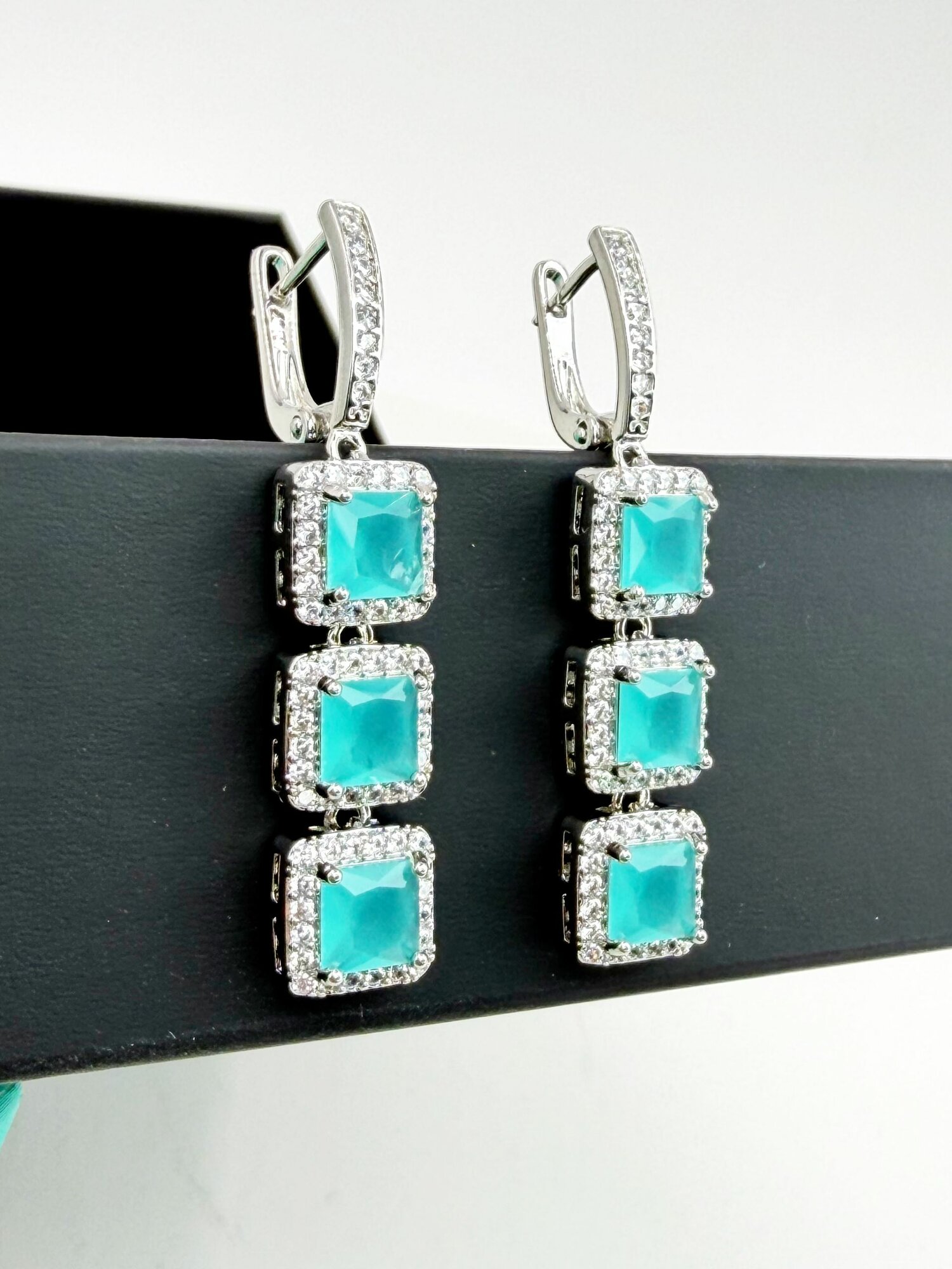 Серьги Silverich, фианит