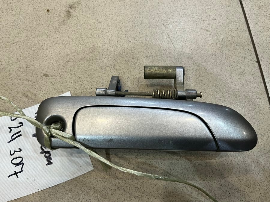 Ручка двери наружная передняя правая от Honda Fit 2001-2008