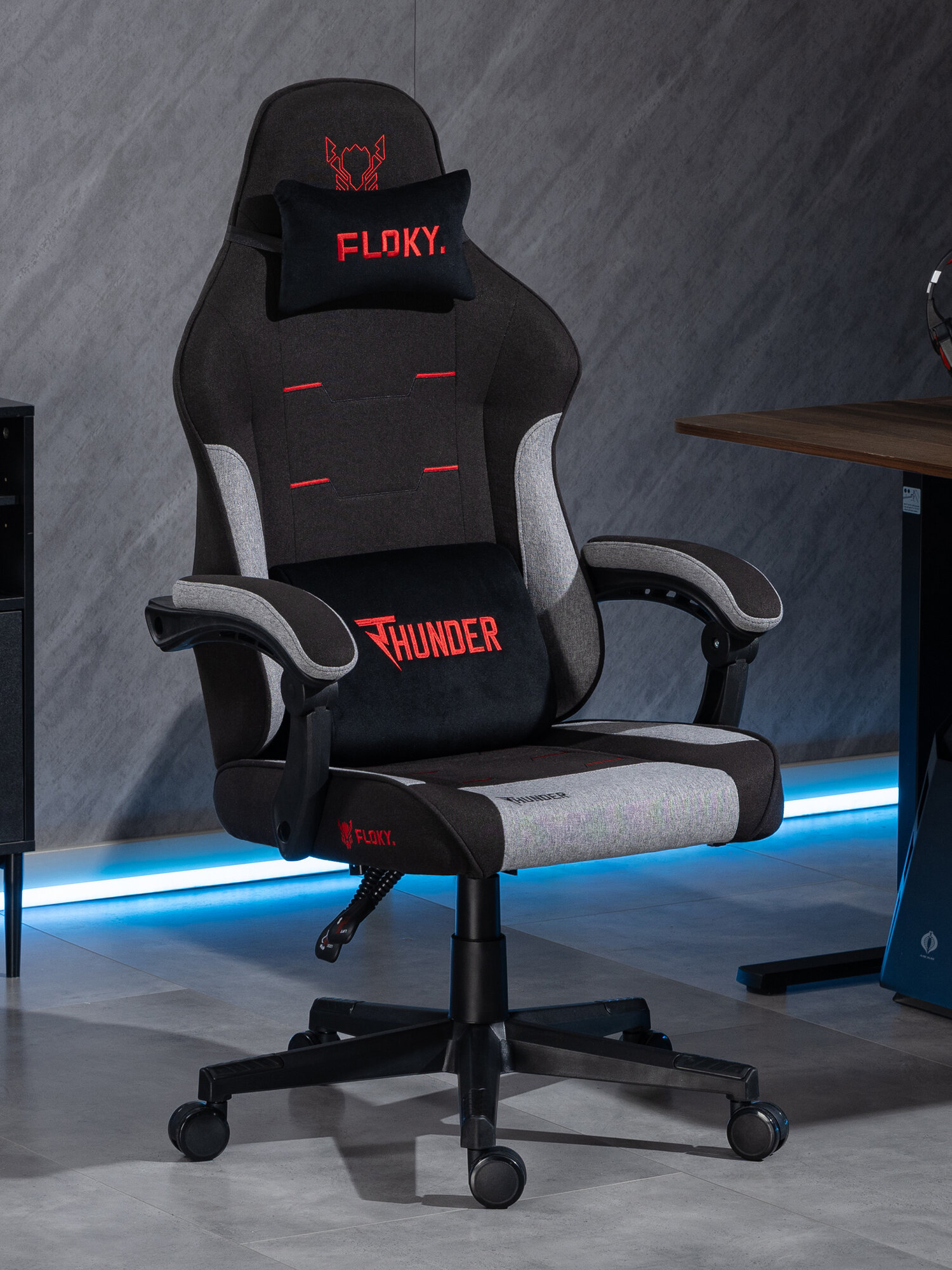 Кресло компьютерное игровое FLOKY THUNDER FABRIC Black-Red, тканевое, до 150 кг, с фиксацией наклона и роликами 65 мм