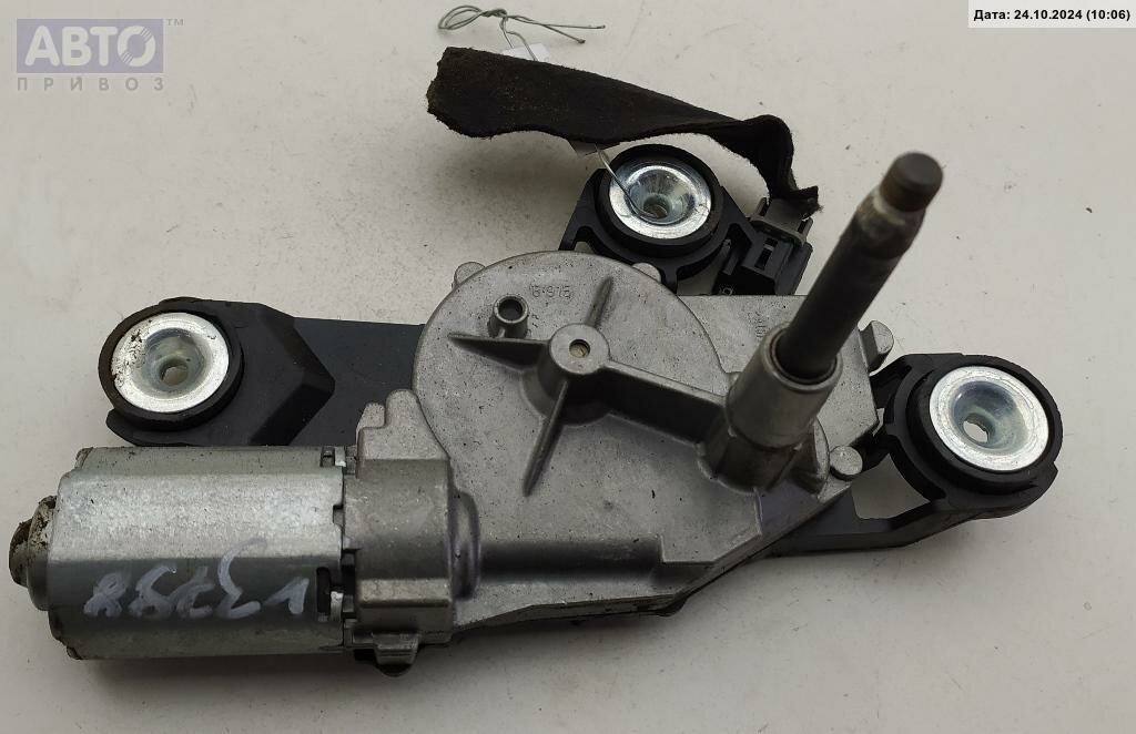 Двигатель стеклоочистителя заднего (моторчик дворников) Volvo S40 / V50 (2004-2013)