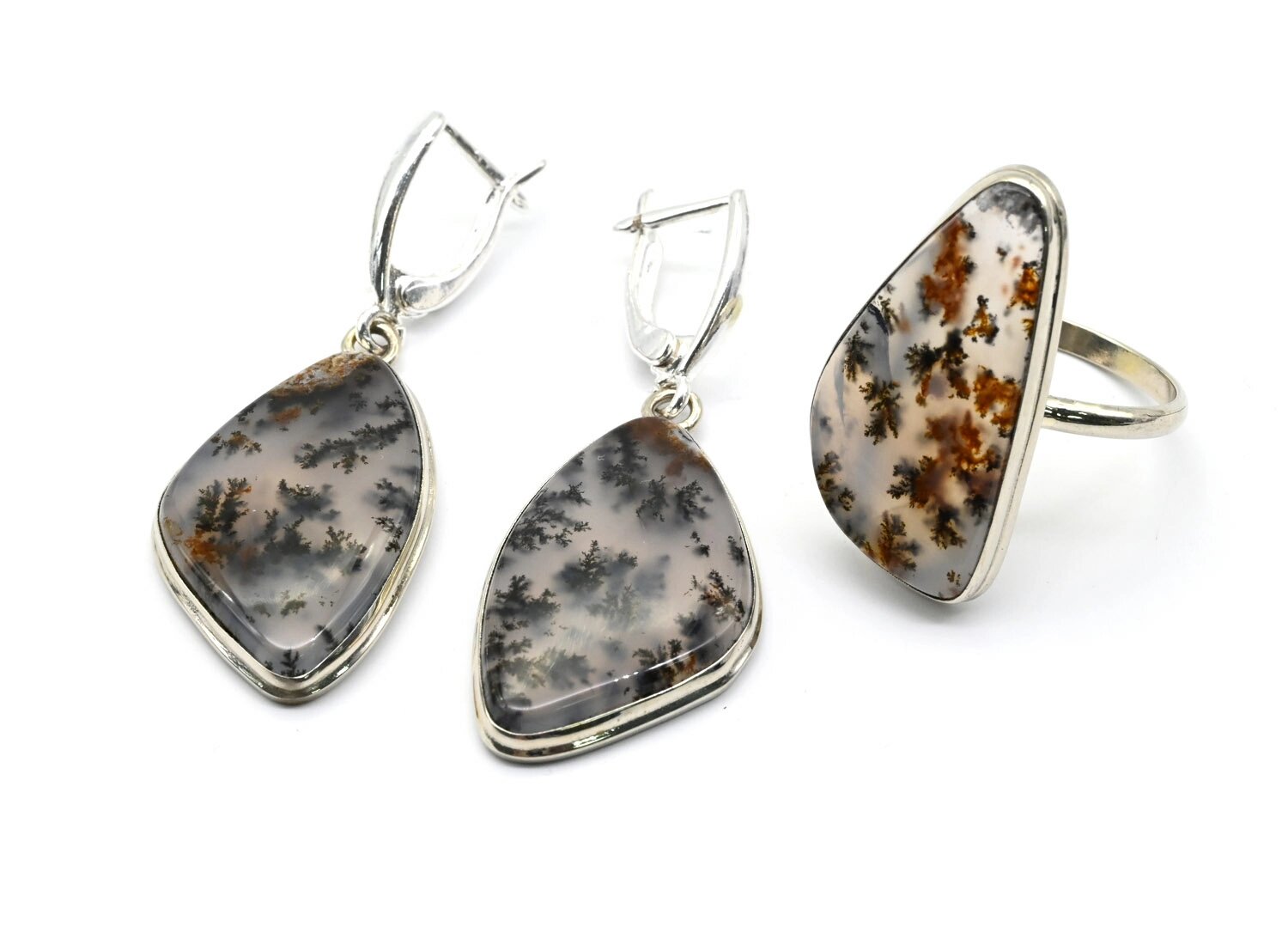 Комплект бижутерии