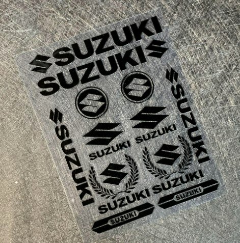 Наклейки для мото Suzuki черные