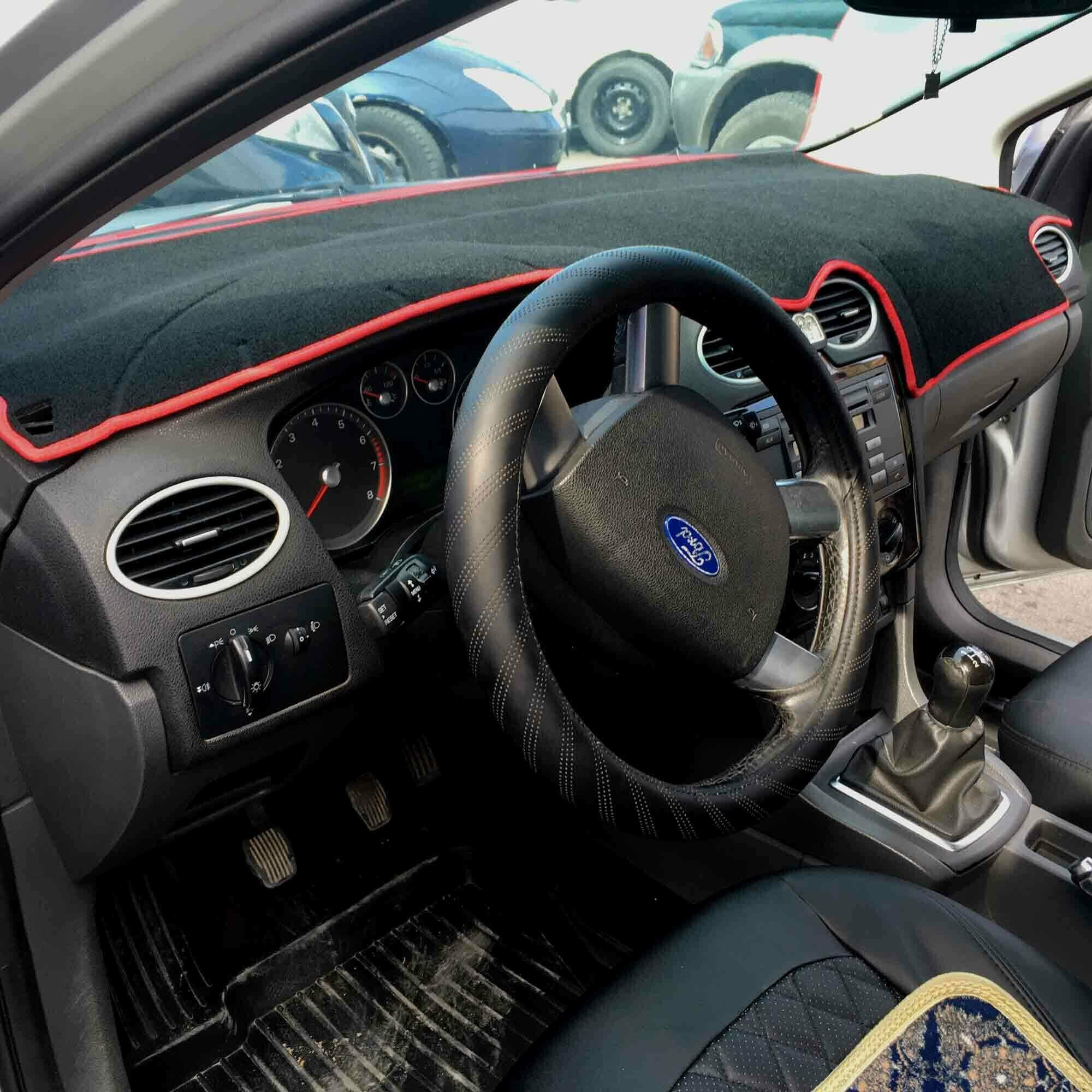 Накидка на приборную панель