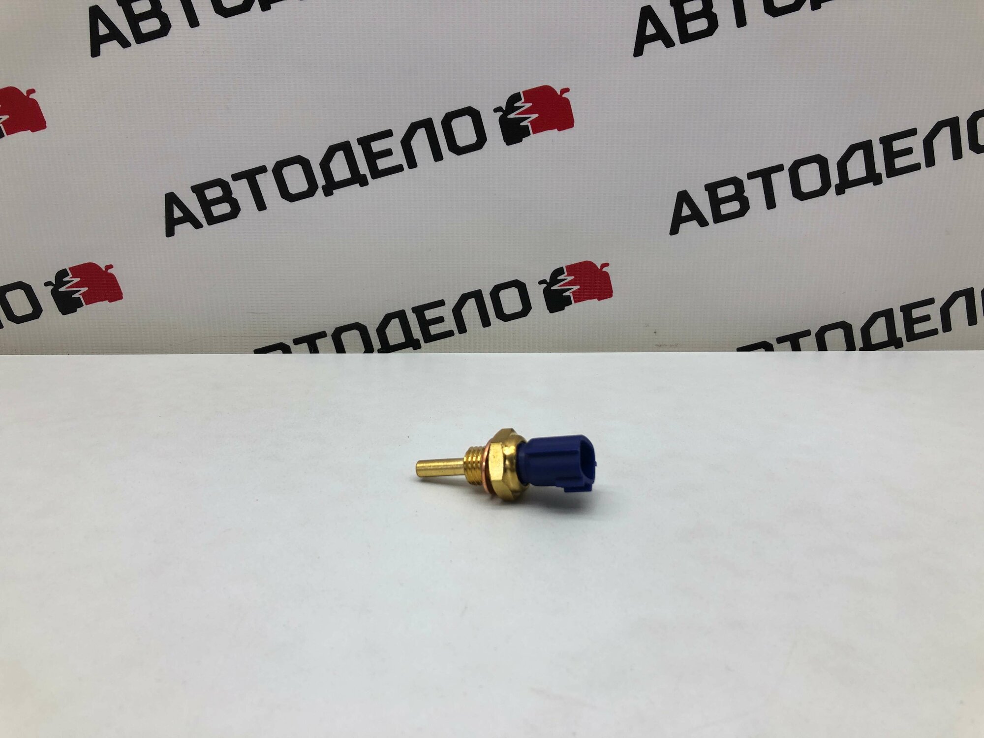 Датчик температуры LUZAR LS1402 Qashqai J11