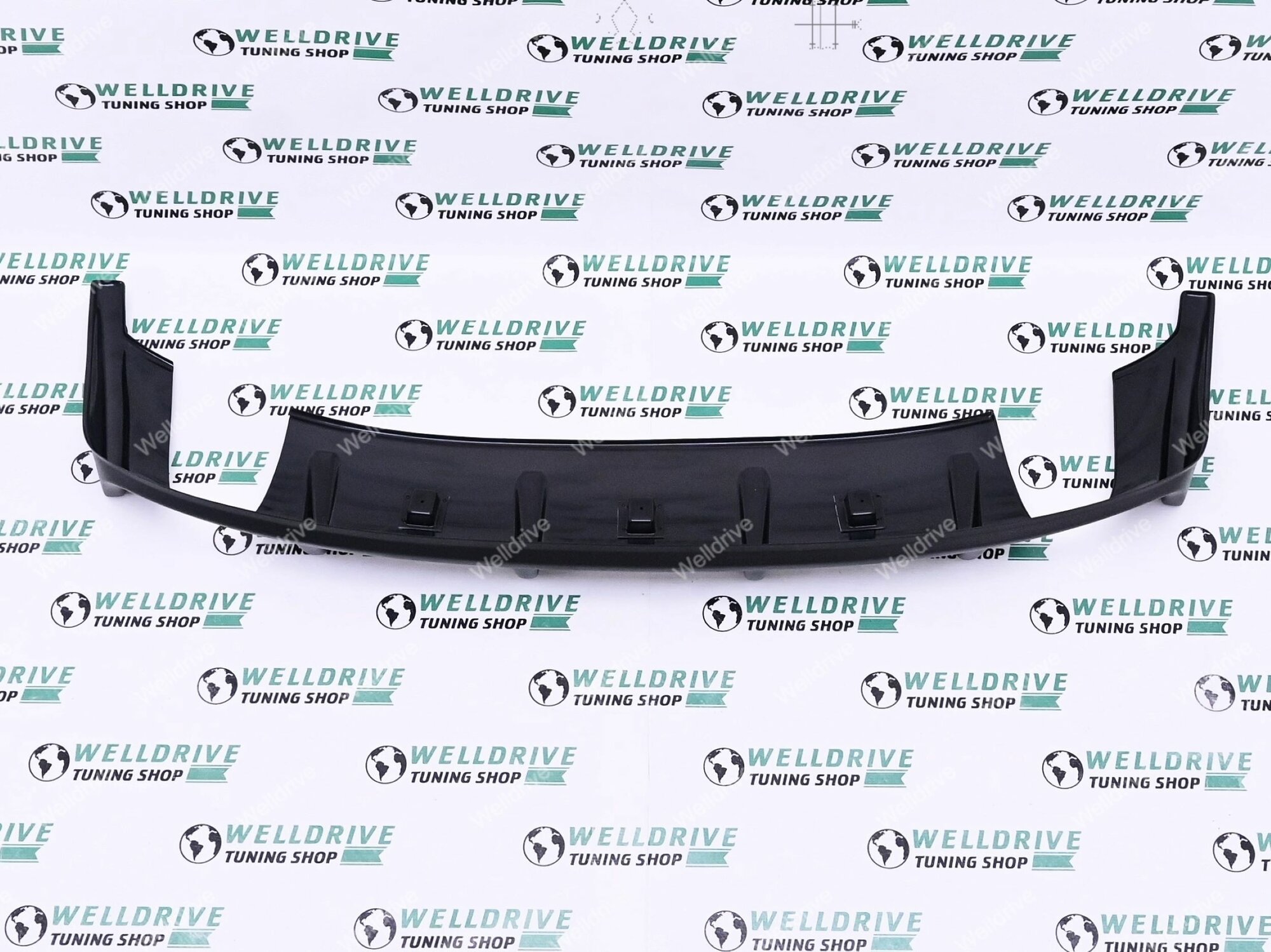 Диффузор Mitsubishi Lancer X 10 EVO низкая 2 трубы тиснение под покраску