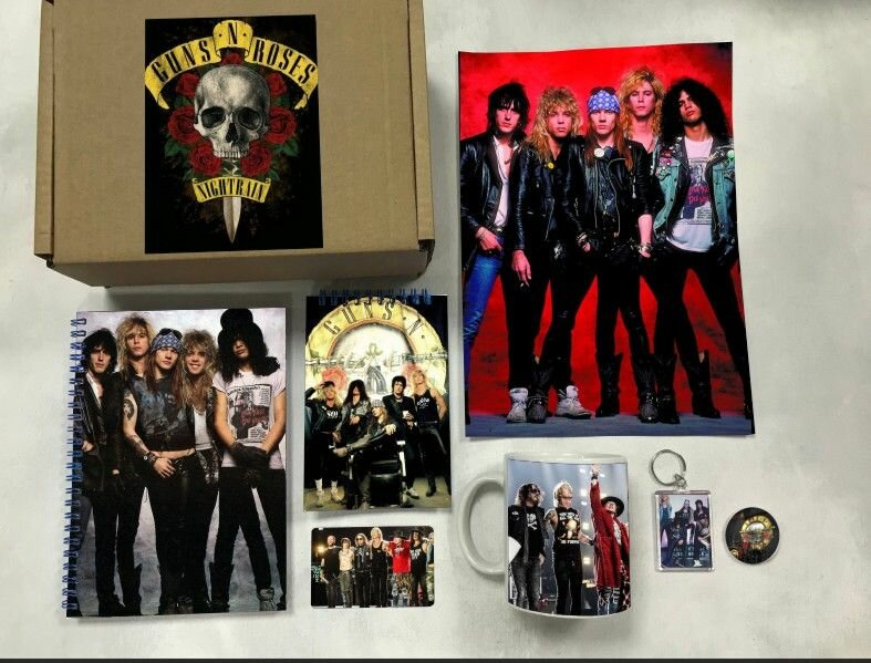 Бокс Guns N' Roses №6, Товары с нашими рандомными картинками