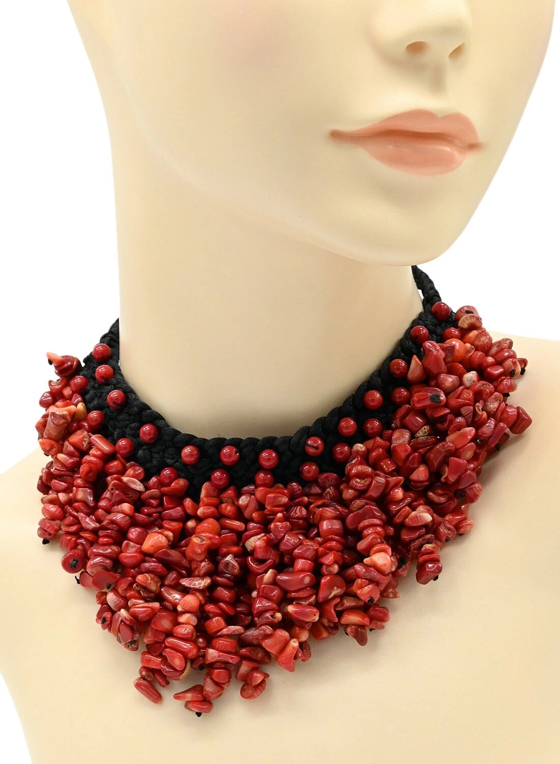 Колье, коралл