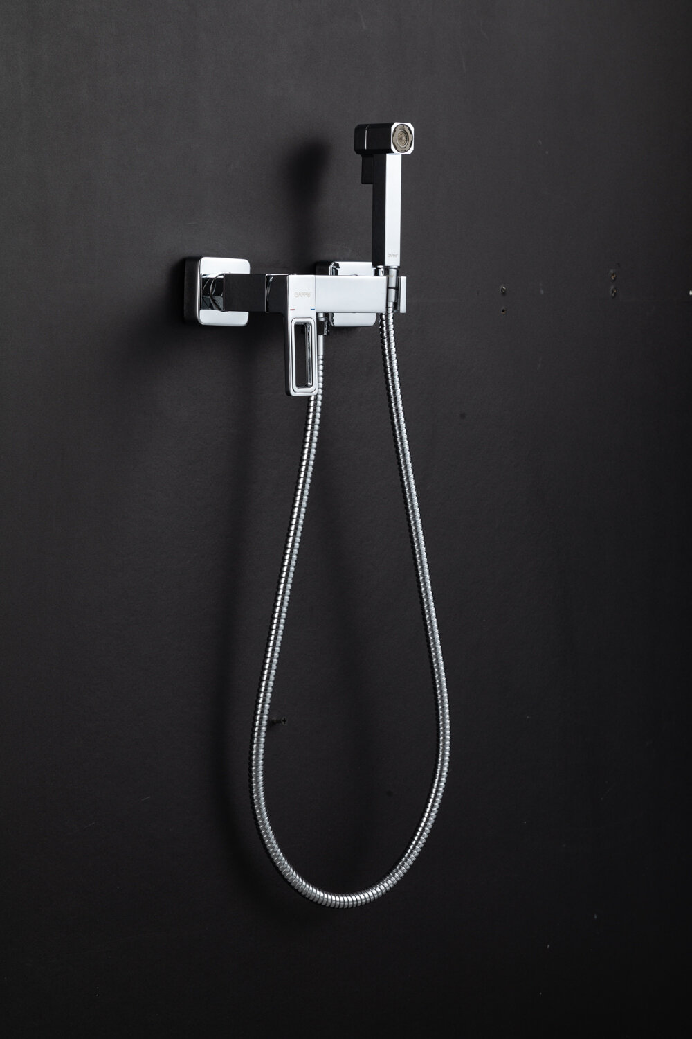 Смеситель с гигиеническим душем Gappo G2017 латунь, хромированный