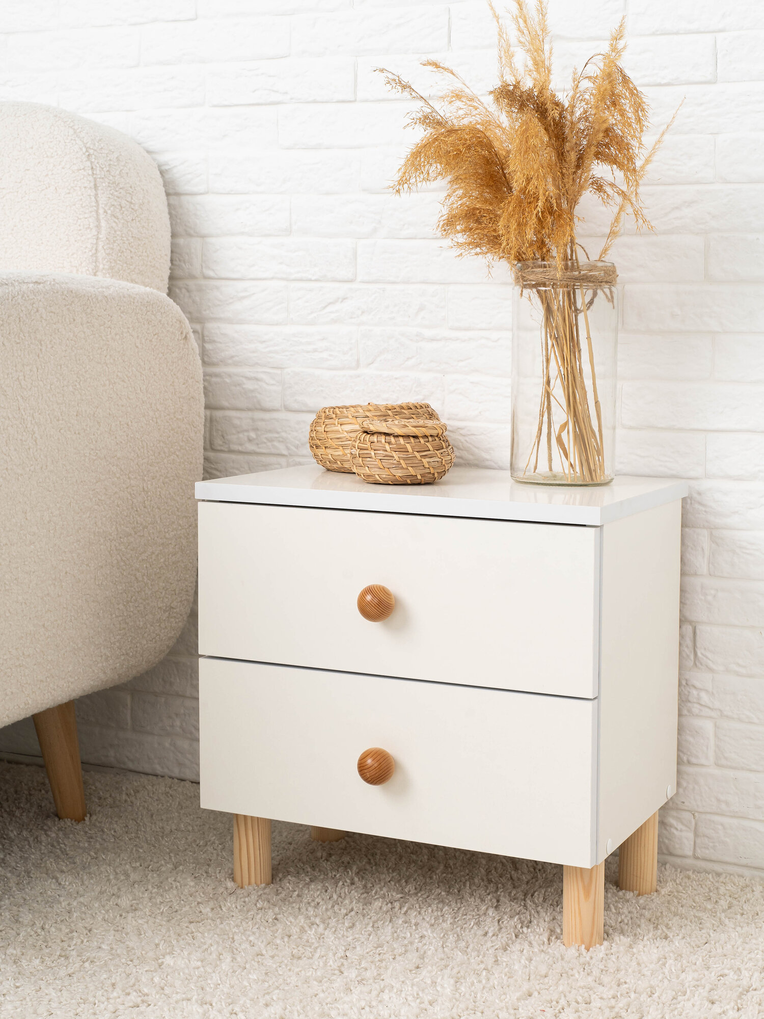 Тумба прикроватная, 41х30х42 см, белая, Treben 2 ящика на ножках