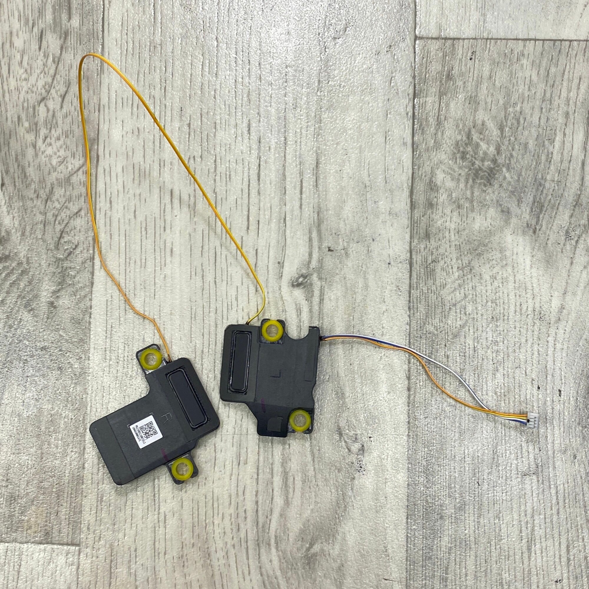 Динамики MSI Modern 15 F13MG