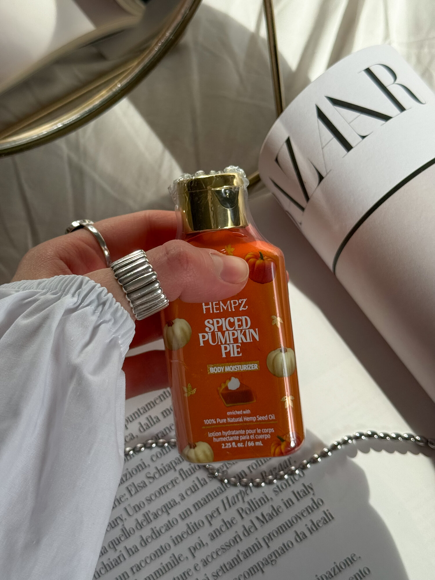 Hempz Pumpkin spice and Vanilla Chai Молочко для тела увлажняющее Тыква и Ваниль, 66мл