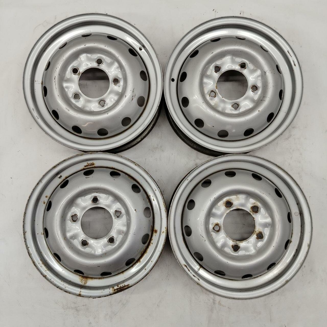 Колесные диски Штампованные 16x5 PCD 5x139.7 D98.1 ET58 (Реплика)
