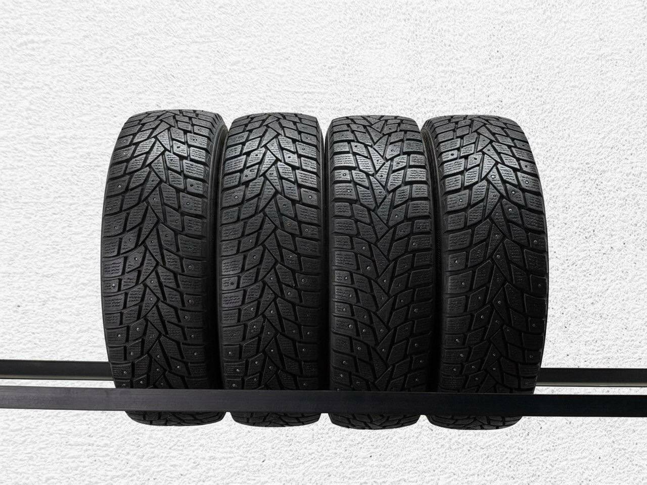 Комплект (4 шт) зимних БУ шин шипованные DUNLOP Grandtrek ice 02 225/60 R18 20.0% износ PT0009345 TSB049259