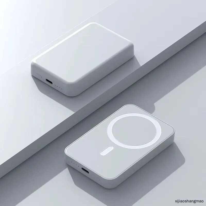 PowerBank 10000mAh Белый с быстрой зарядкой для iPhone