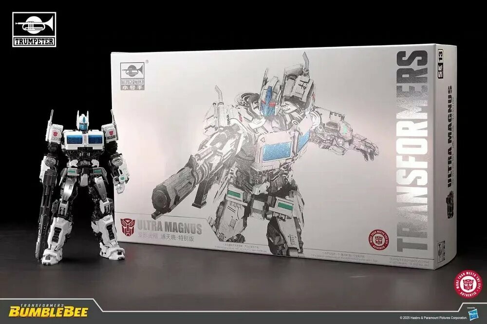 Trumpeter 08150 Трансформаторы ULTRA MAGNUS Limited Edition Передвижная фигура