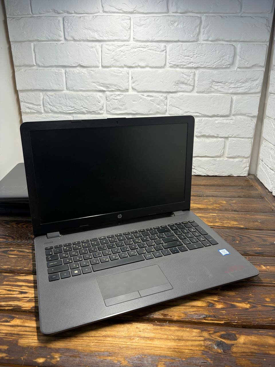 Ноутбук HP 250 G6 Intel Core i3-7020U 2.30Ghz, RAM 8gb, SSD 240gb, Intel HD Graphics, серый, win10