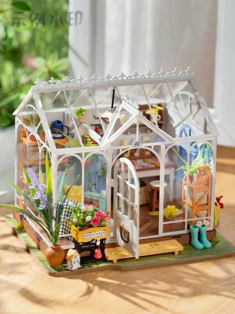 Подарочный Интерьерный конструктор, Rolife Румбокс Dreamy Garden House, DG163