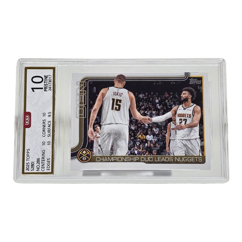Карточки коллекционные Topps