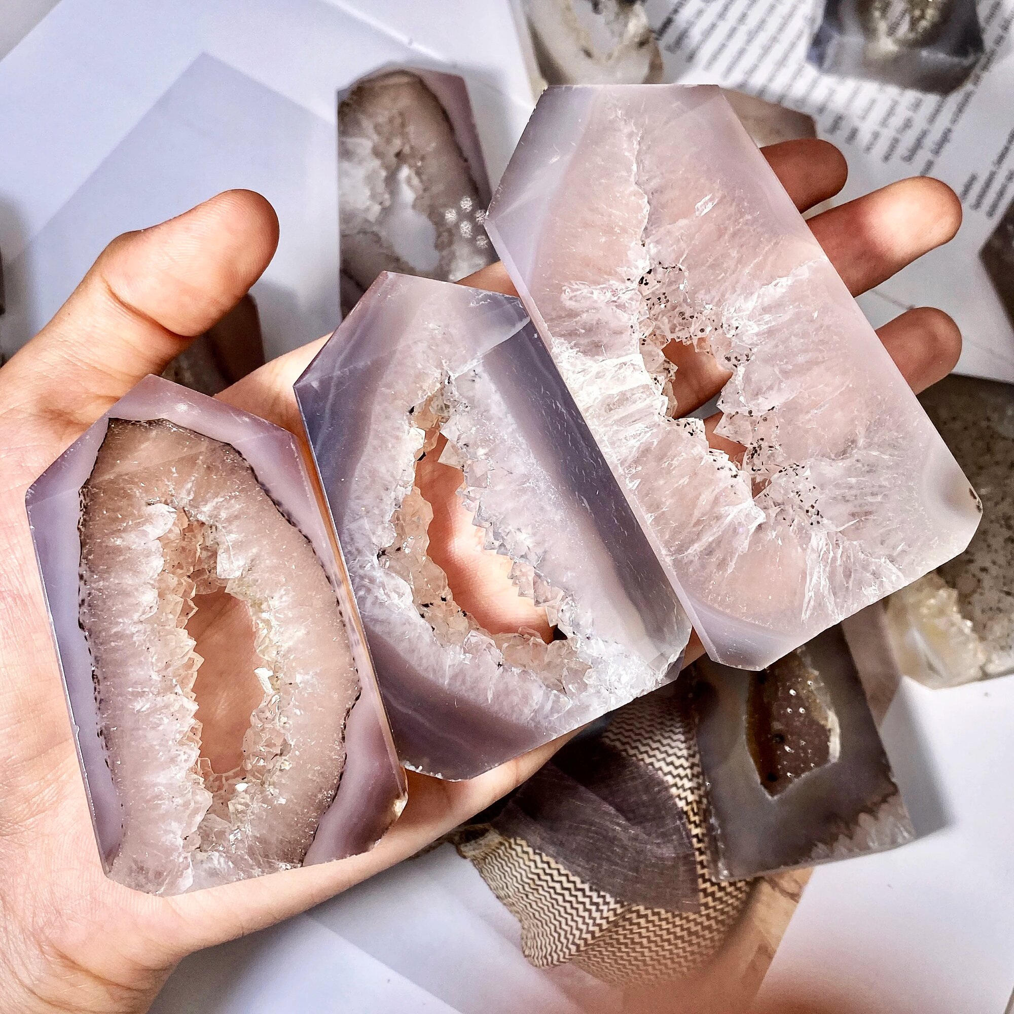 Агат натуральный кристалл, 20-50g