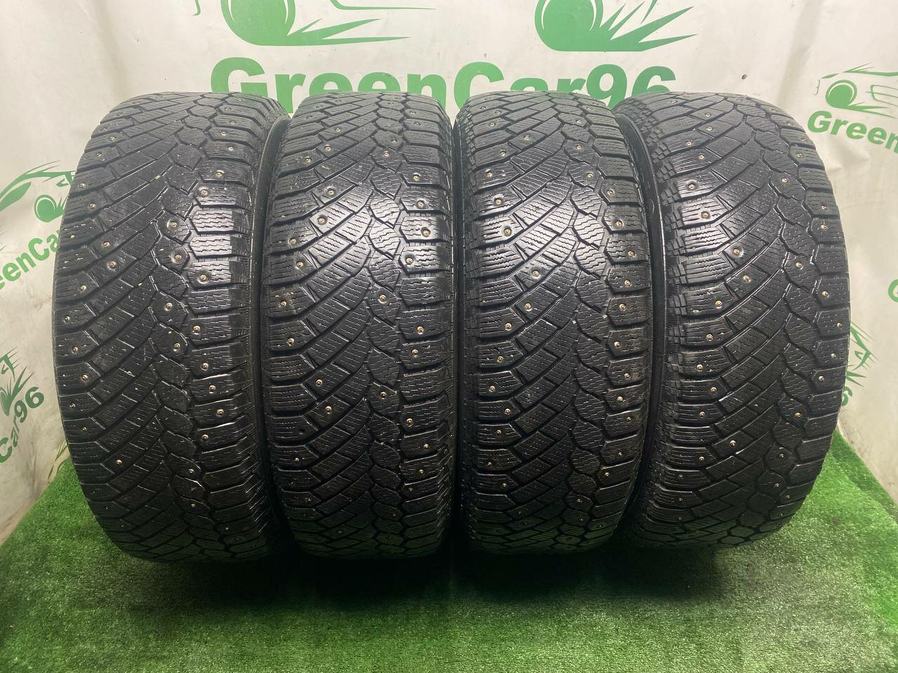 Комплект (4 шт) зимних БУ шин Continental ContiIceContact 225/65 R17 20% износ OFQ614232