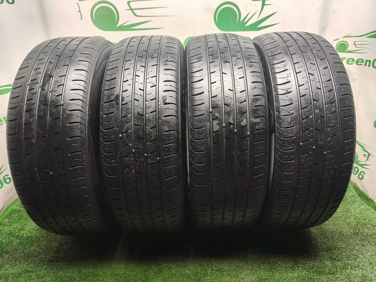 Комплект (4 шт) летних БУ шин Kumho Solus SA01 KH32 215/60 R17 38% износ RBY443466
