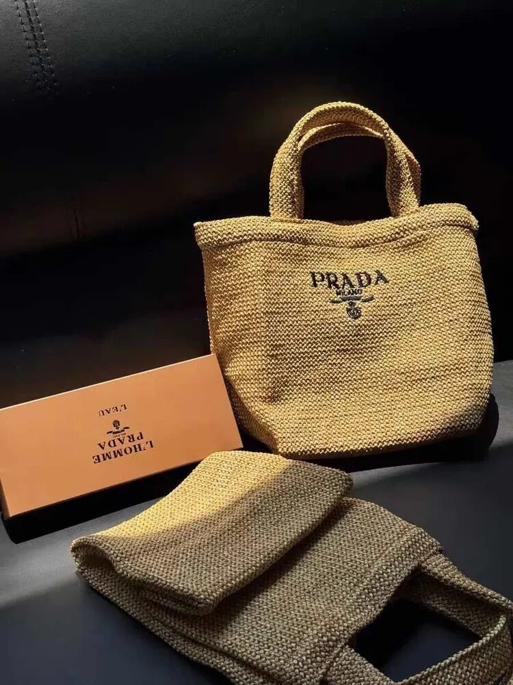 Prada Сумка мешок, на плечо