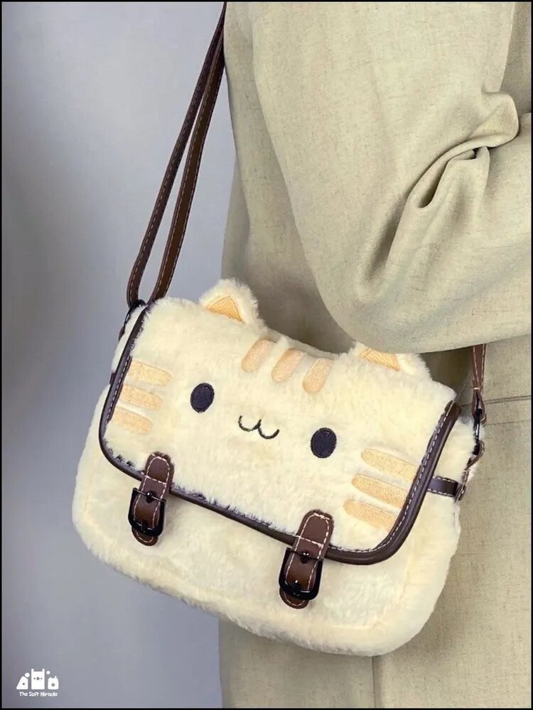 Диагональная сумочка рюкзак из флиса с ушками кота, бежевая, 20x10x17 см — фото 1