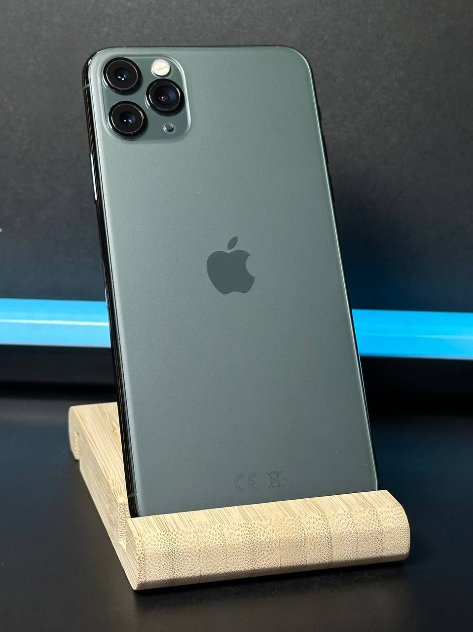 Смартфон Apple iPhone 11 Pro Max, 256 ГБ, nano-SIM + eSIM, зеленый