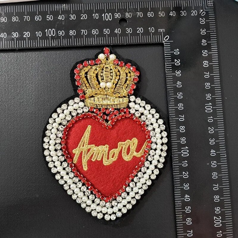 Патч "Amore" с короной, 8см, цвет 05