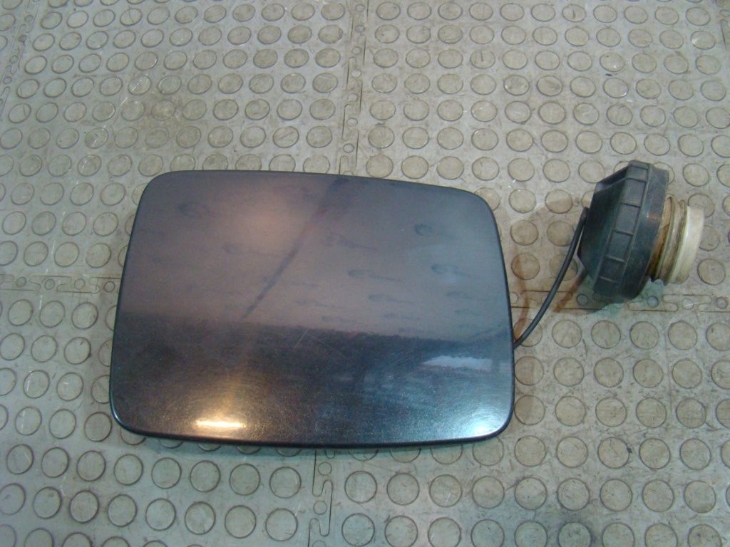 Лючок бензобака Ssang Yong Rexton I 2001-2006 7162008001 (с пробегом)