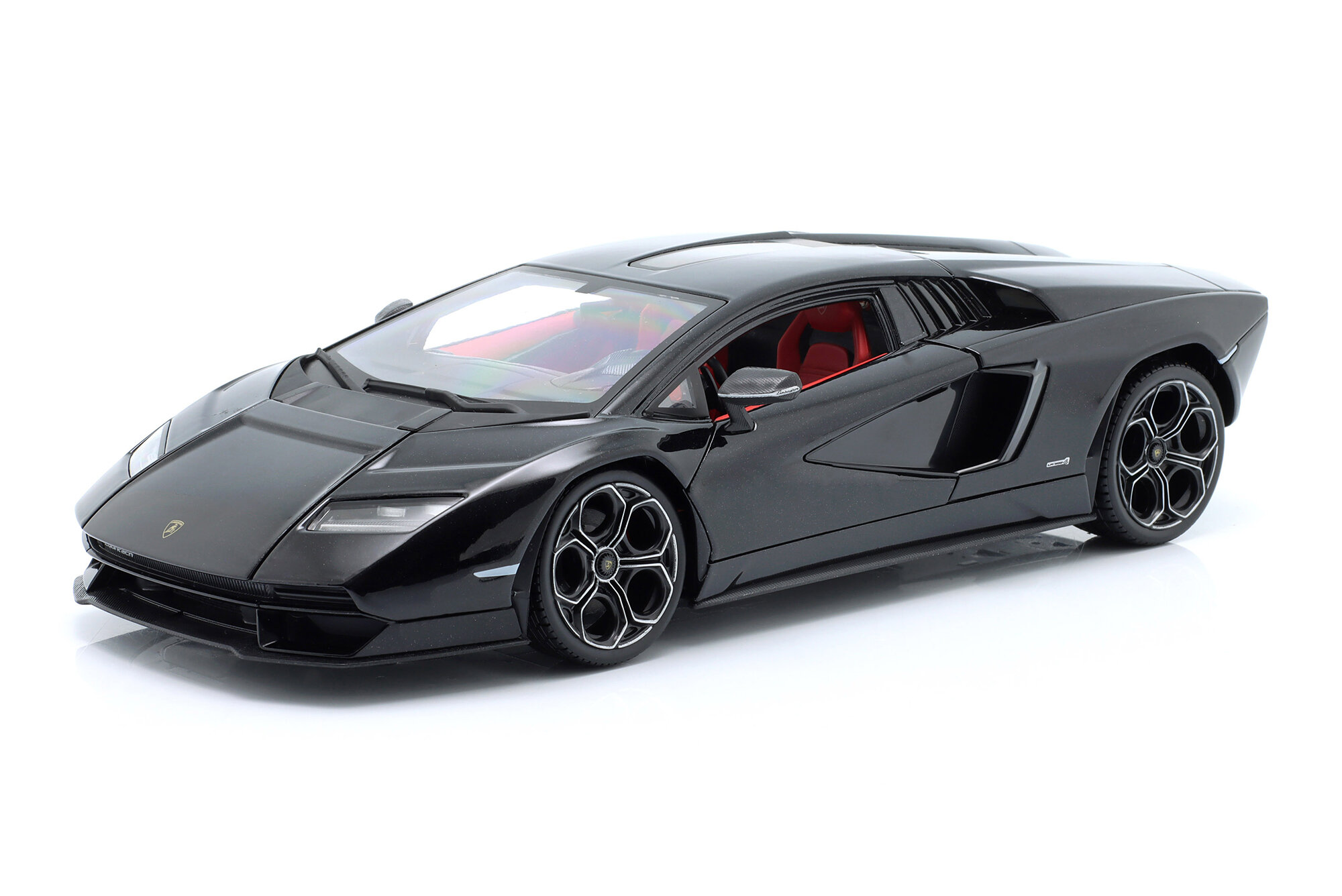 Модель коллекционная MAISTO Lamborghini countach lpi 800-4 2022 black metallic