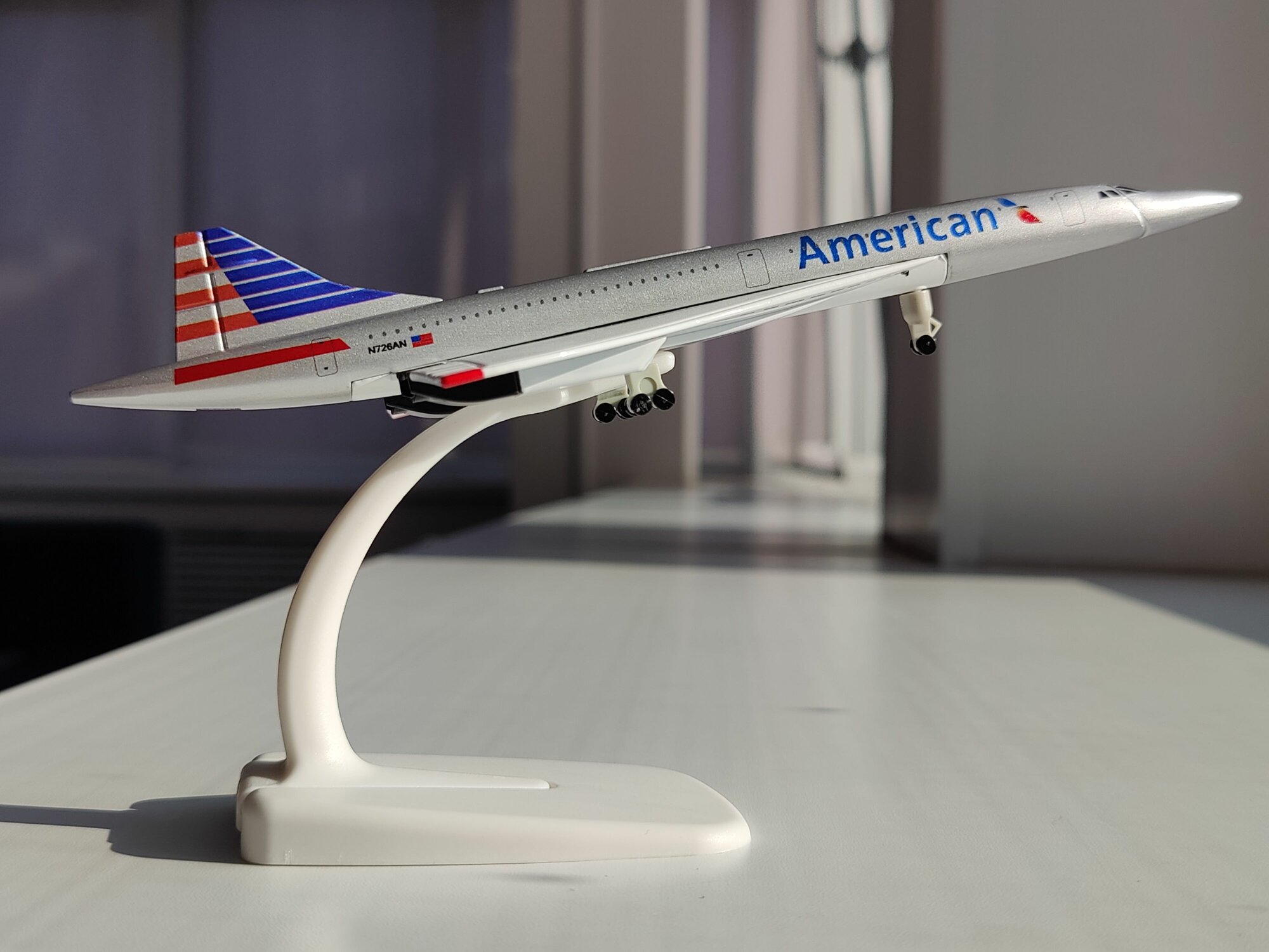 Игрушечная модель самолета American Concorde — фото 1