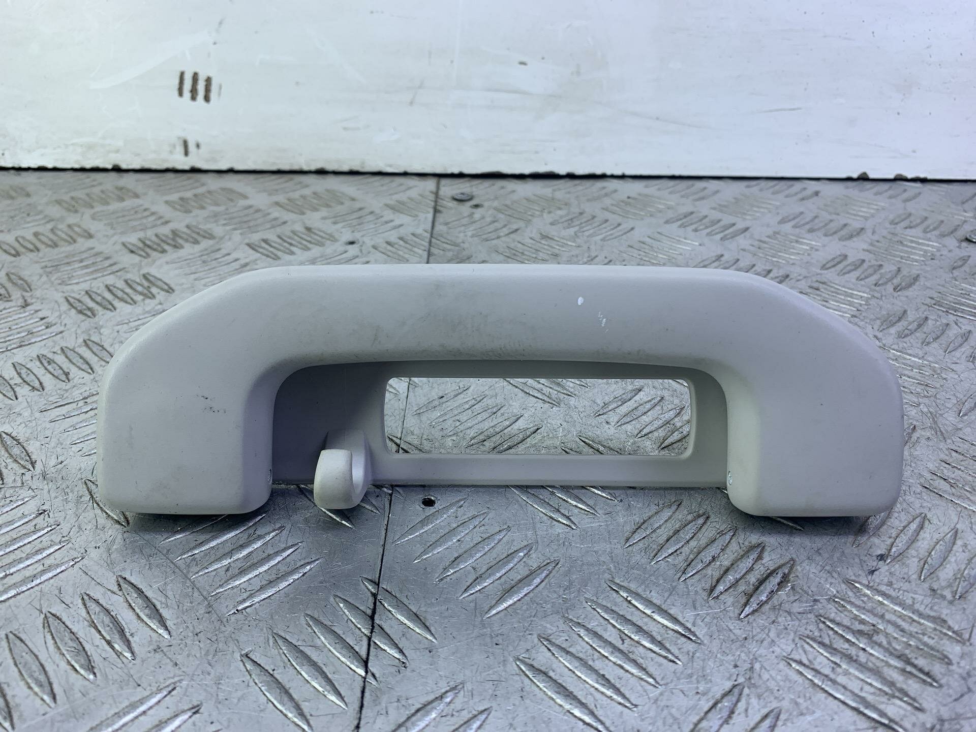 Ручка потолочная задняя правая Mercedes-Benz E W213 (2016 - 2021) A0998150100