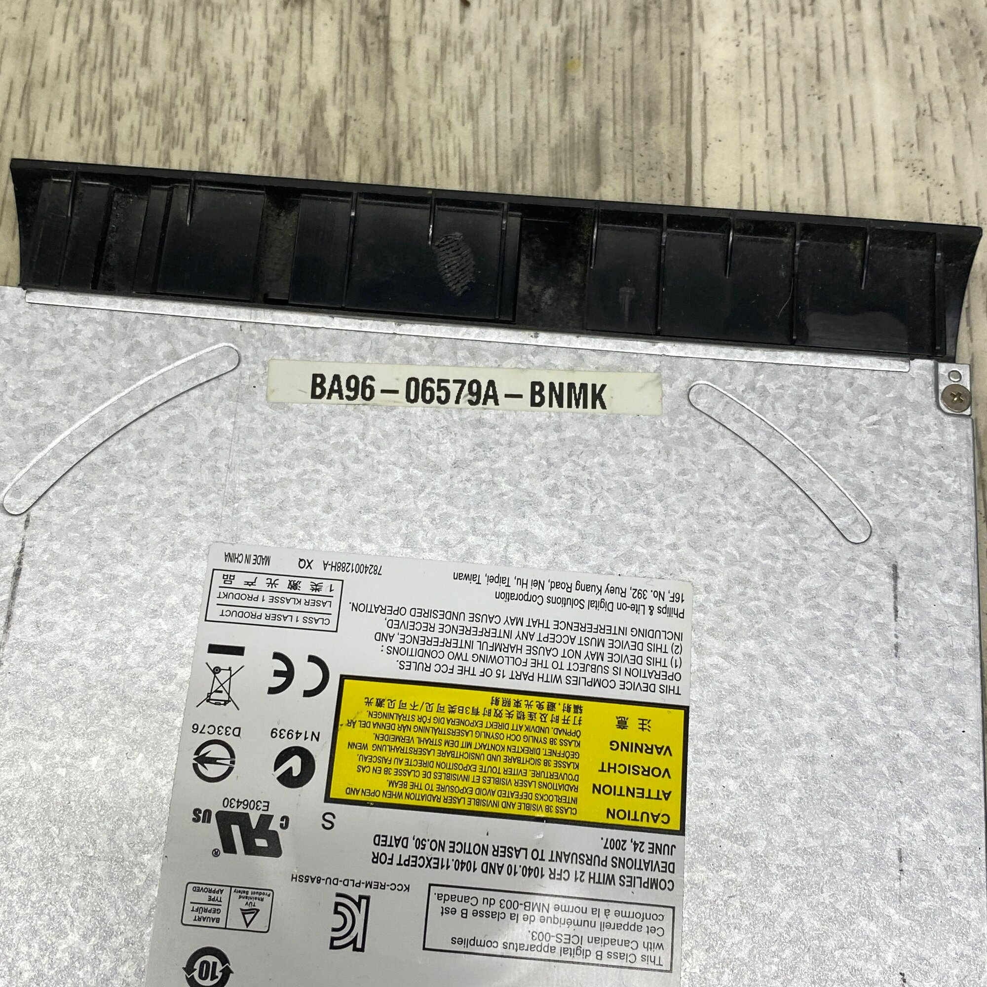 Дисковод Samsung NP300E5C — фото 1