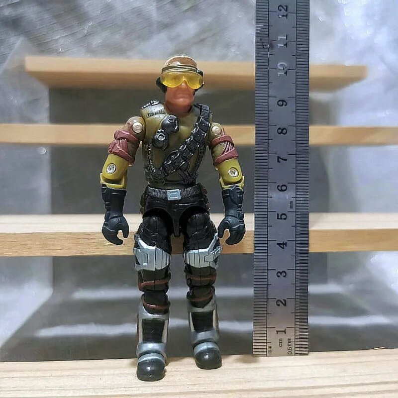 Фигурка спецназа Bandai 1:18, цвет 07