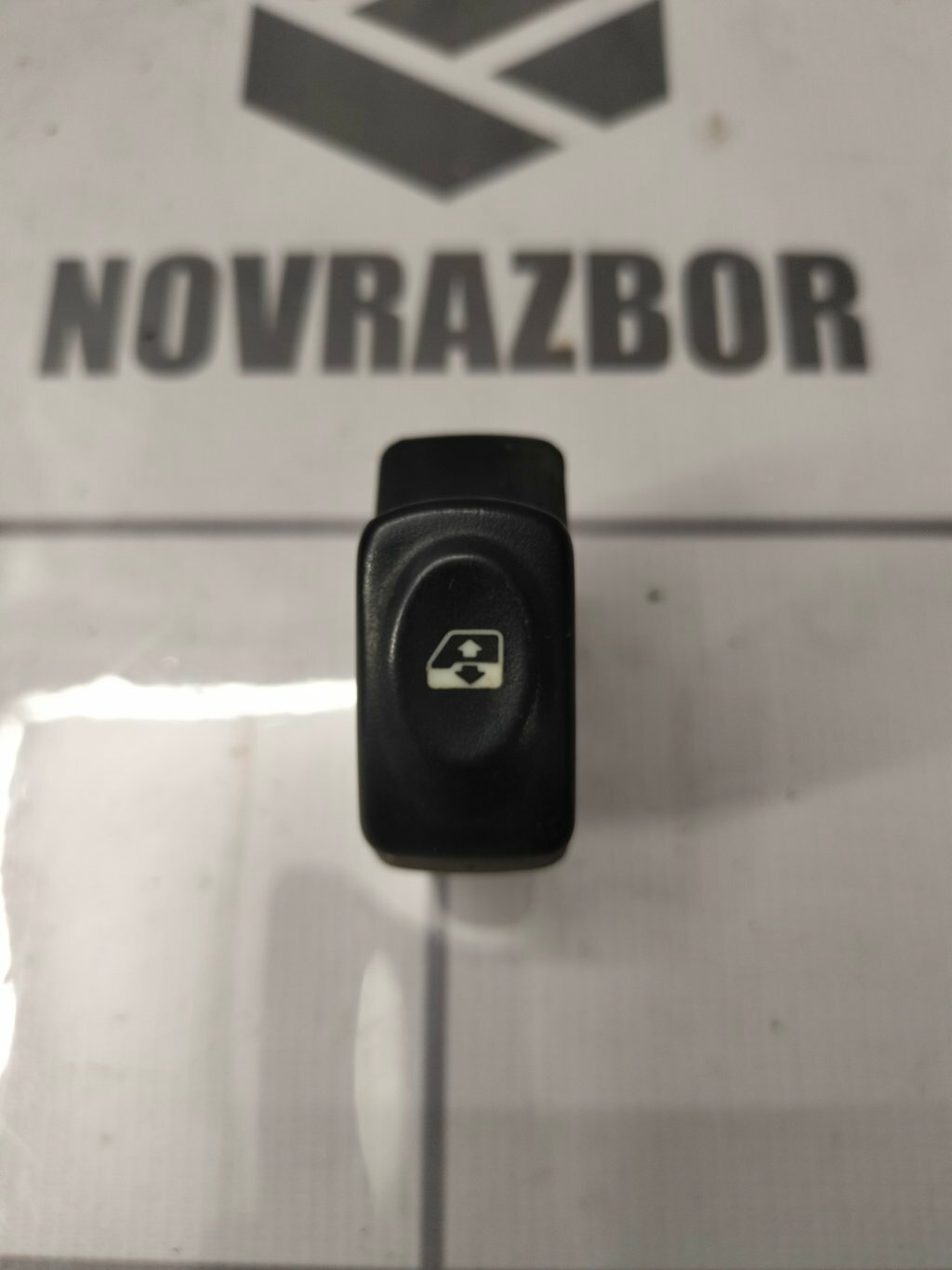 Кнопка стеклоподъемника Renault Clio 2 Symbol 1998-2008