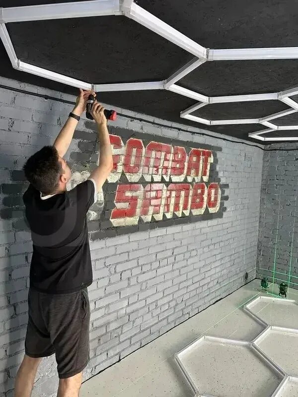 Светодиодное освещение для гаража/автосервиса LED Workshop, панель соты 6400К/120W размер 1640x1632mm