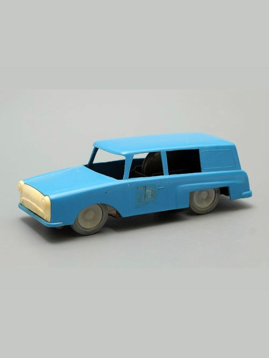 Винтажная заводная (инерционная) детская машинка, 1980-е годы, СССР
