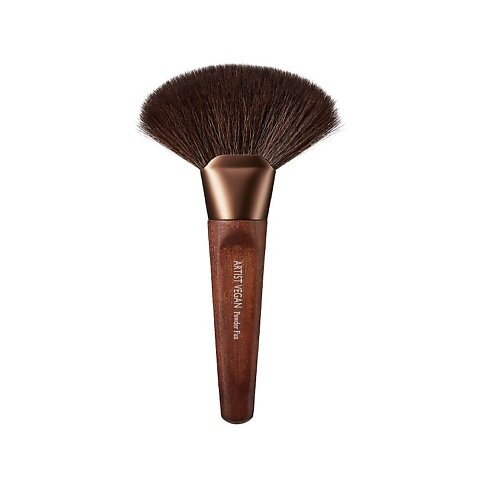 TOO COOL FOR SCHOOL Кисть для нанесения пудры Powder Fan Brush, 1 шт.