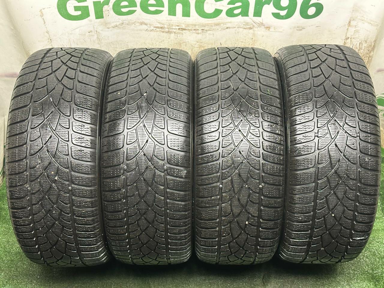 Комплект (4 шт) зимних БУ шин Dunlop Sp Winter Sport 3D 235/45 R19 50% износ BHT915155