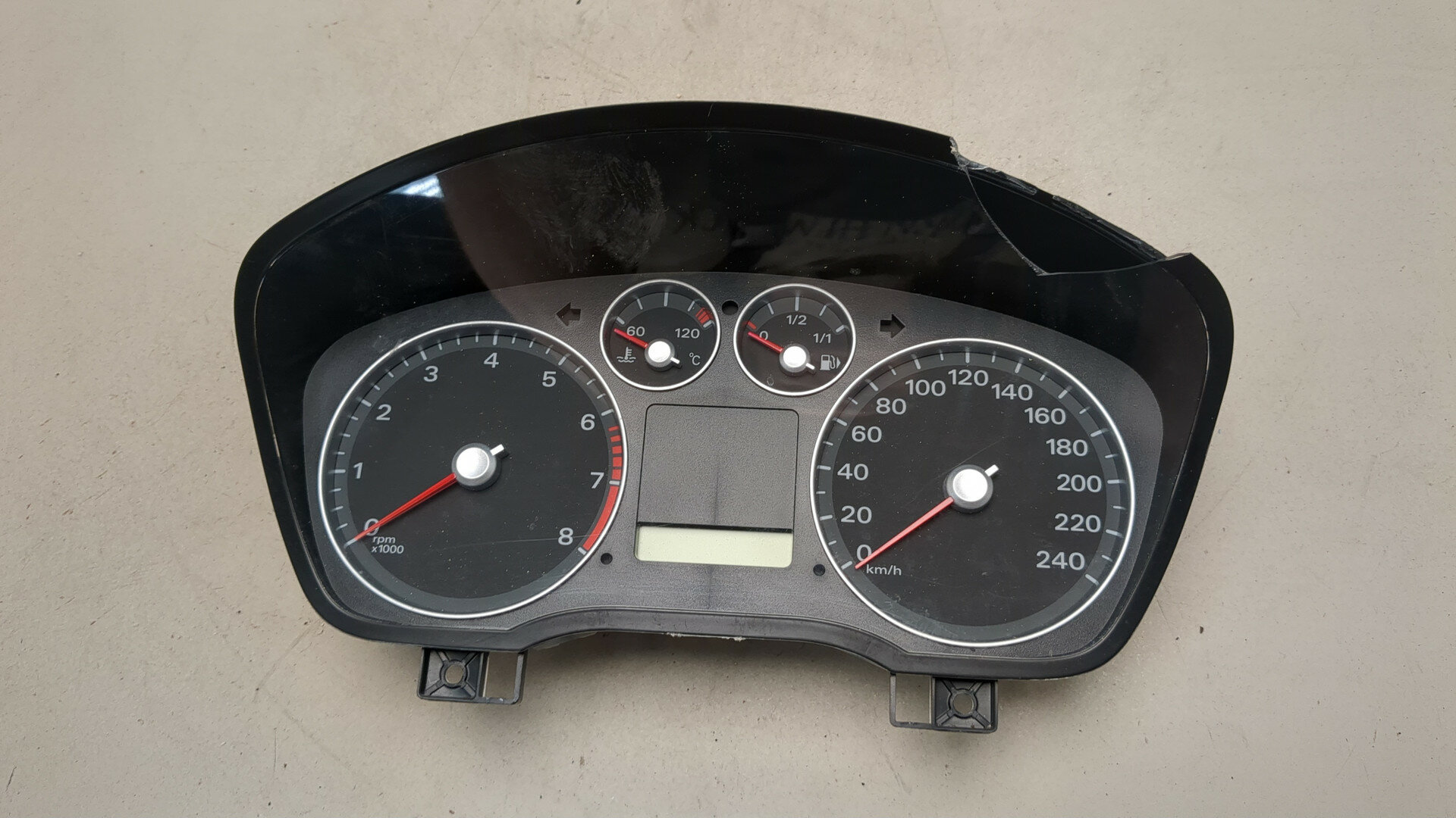Приборная панель Ford Focus 2 Б/У