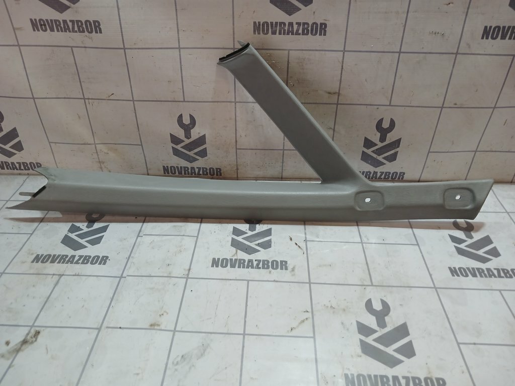 Накладка (кузов внутри) Toyota Estima Lucida Previa 1996-2000